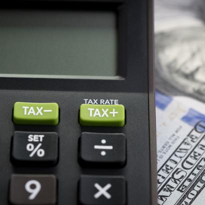 Tax Rate Hikes And The Economy | Hoover Institution Tax Rate Hikes And ...