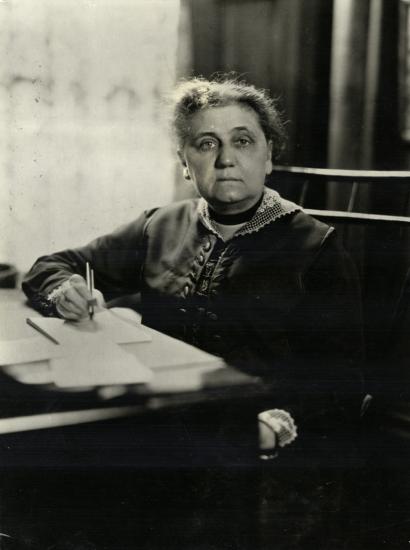 Jane Addams, 1860-1935 | Hoover Institution Jane Addams, 1860-1935